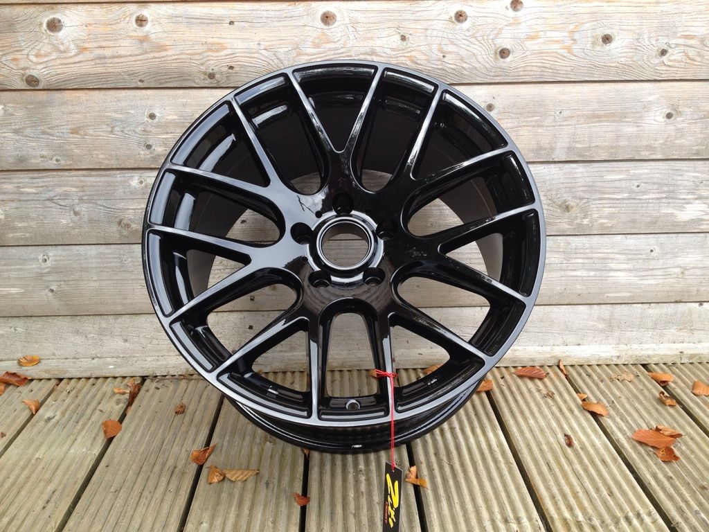 18' Staggered Gloss Black Zito 935 - *Direct E46 / E9x M3 Fit - Massive ...