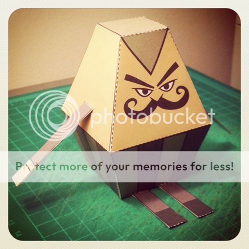 Left 4 Dead 2 - Mustachio Papercraft